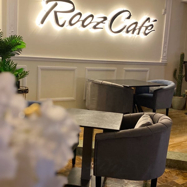 Rooz Park Lounge - 84 visitors