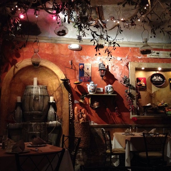 Caruso's Ristorante - Italian Restaurant