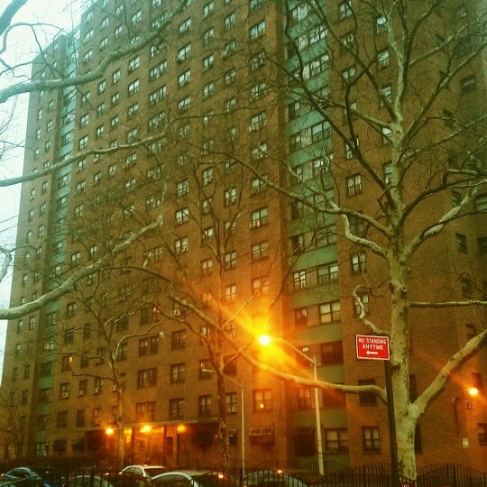 Photos at Taft Houses - NYCHA - East Harlem - New York, NY