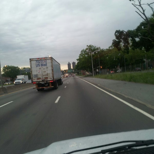 Queens Midtown Expressway - Sunnyside - Interstate 495