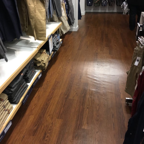 Gap Factory Store - Tannersville, PA