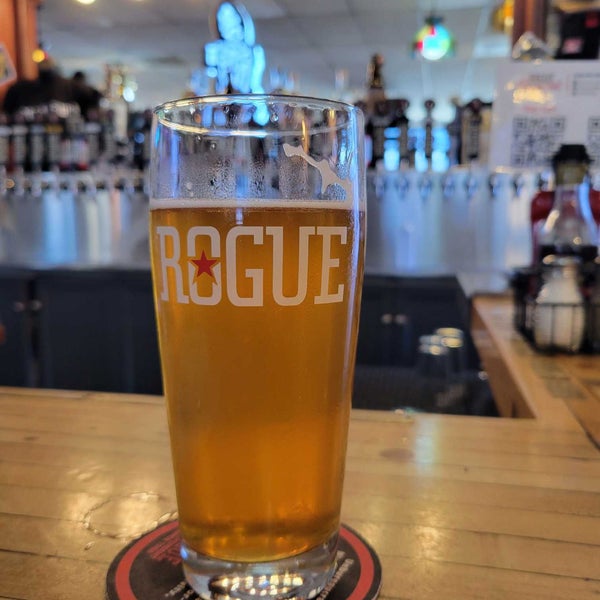 Rogue Ales Bayfront Public House - Pub