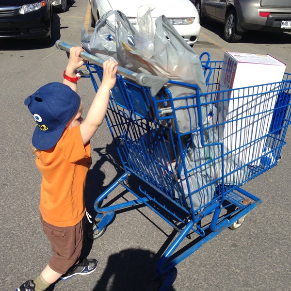 Walmart - Big Box Store in Saint-Constant