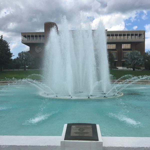 Photos at UCF Reflection Pond - 12 tips