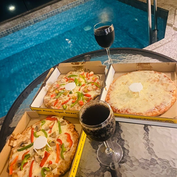 Streeto Pizza - 2 tips from 215 visitors