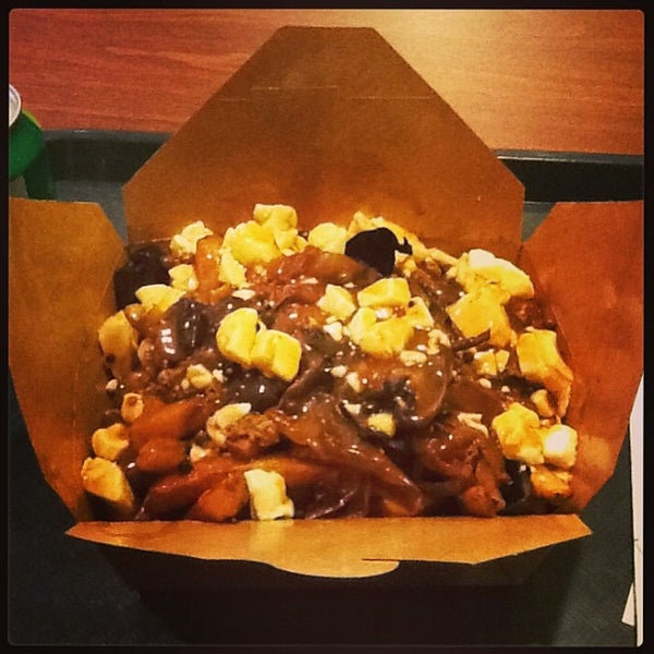 Spud's Potato Bar & Poutinerie - Fast Food Restaurant in Ottawa
