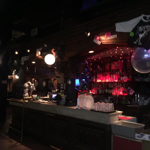 Funky Winker Beans - Karaoke Bar in Downtown Vancouver