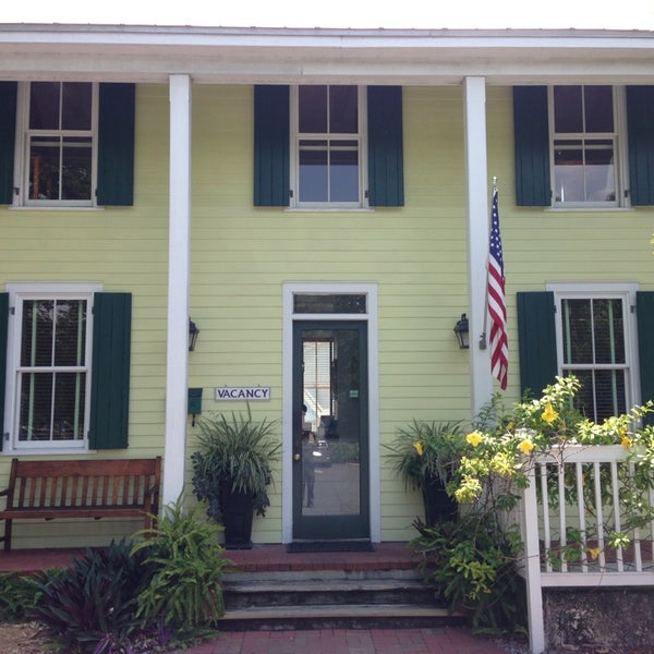 Photos at Key Lime Inn - 725 Truman Ave