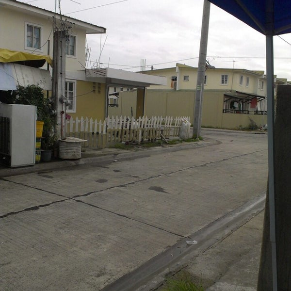 Grand Chestnut Grove - City of Santa Rosa, Laguna