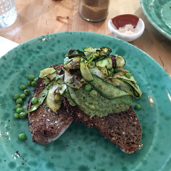 Pollen 185 - Café in Hyde Park