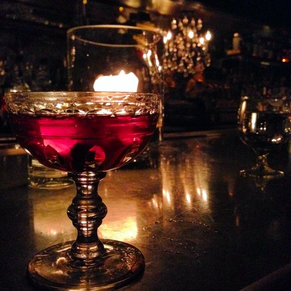 Library Bar - Cocktail Bar in Chicago