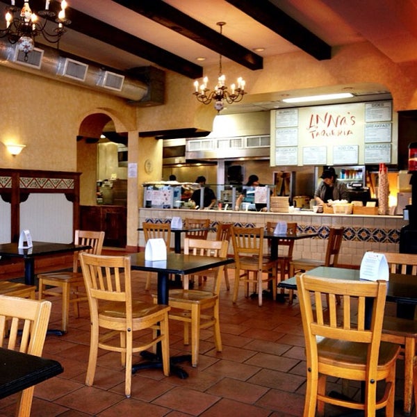 Anna's Taqueria - Mexican Restaurant in Brookline