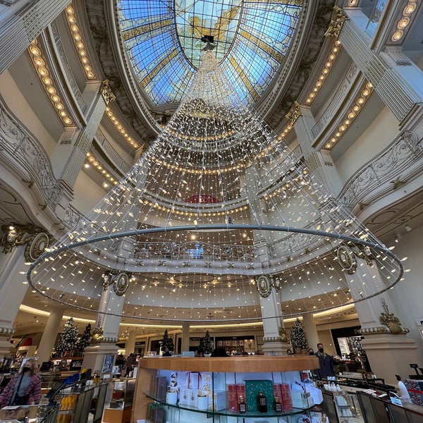 Photos at Neiman Marcus - Downtown San Francisco-Union Square - 61 tips