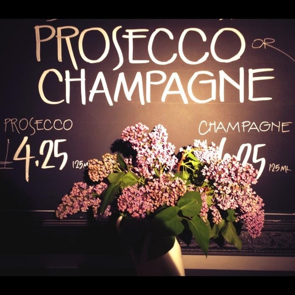 Hazel Pear - Pub in Acton Bridge