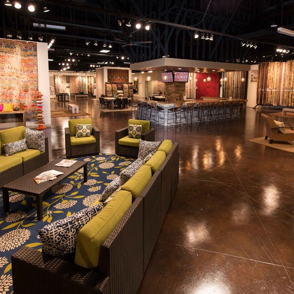 World Market Center - Building C - 7 tips