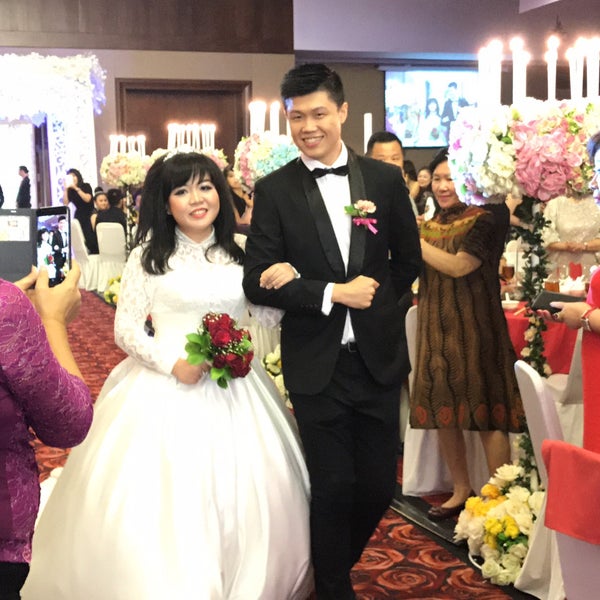 Photos at Wisma Benteng Seafood Restaurant - Petisah Tengah, Medan ...