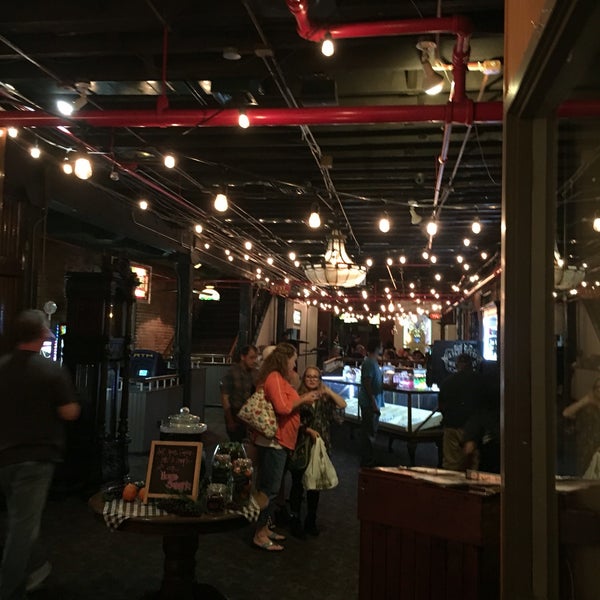 Photos at Spaghetti Warehouse - 51 tips from 2478 visitors