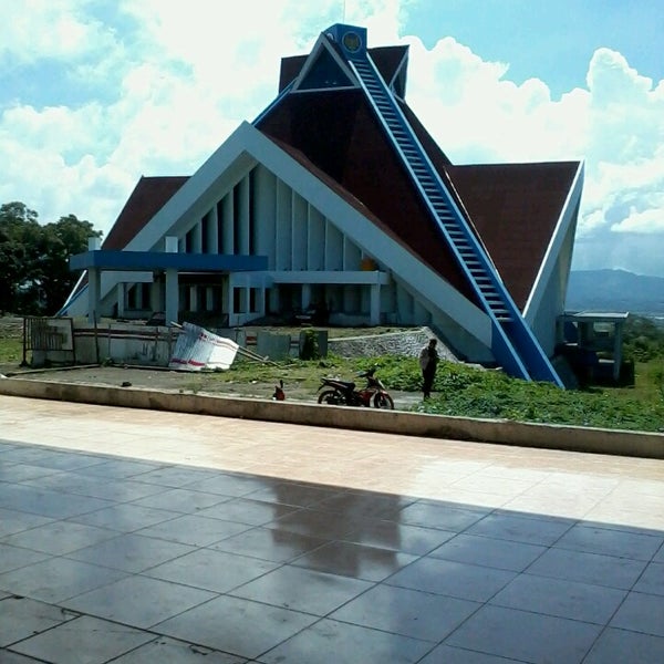 Kantor Pusat UNIMA - Universitas Negeri Manado (UNIMA)