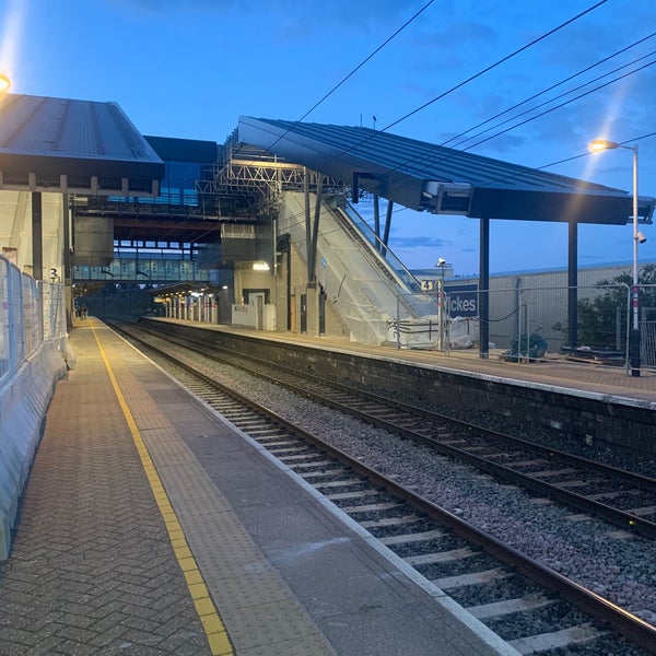 Photos at Luton Airport Parkway Railway Station (LTN) - Rail Station