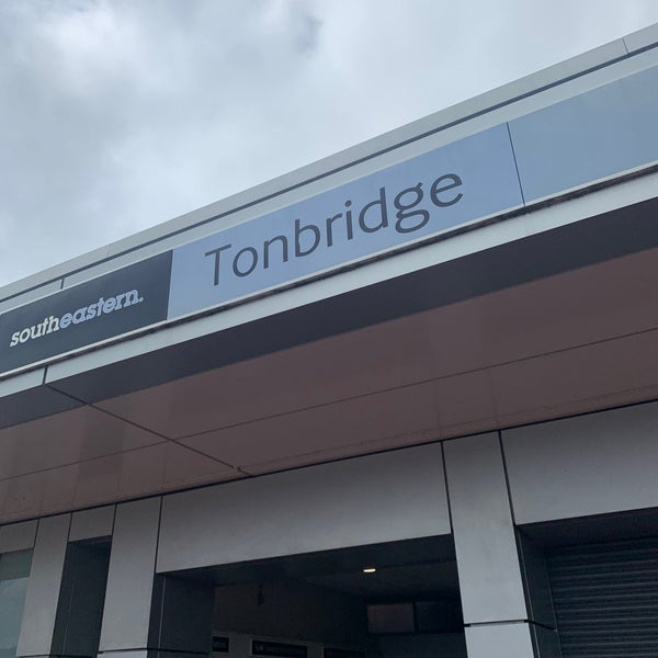 Tonbridge Railway Station (TON) - Barden Road