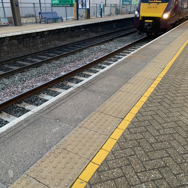 Photos at Luton Airport Parkway Railway Station (LTN) - Rail Station