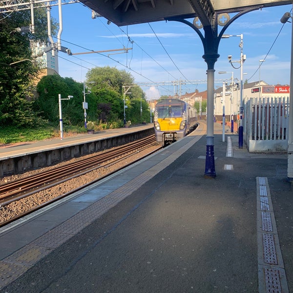 Coatbridge Sunnyside Railway Station (CBS) - 4 tips from 224 visitors
