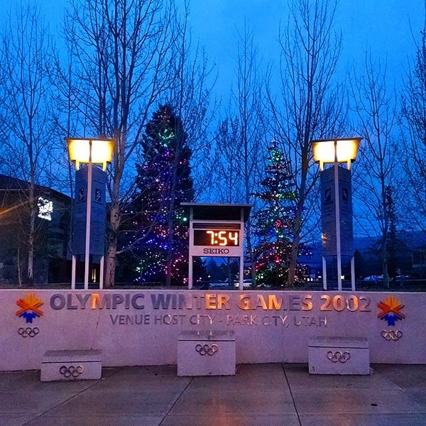 Olympic Welcome Plaza - Park