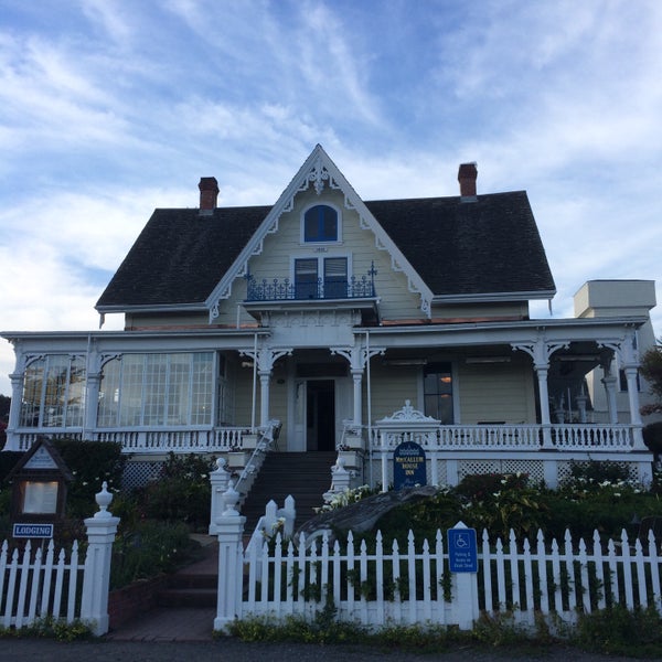 MacCallum House Inn - 45020 Albion Street