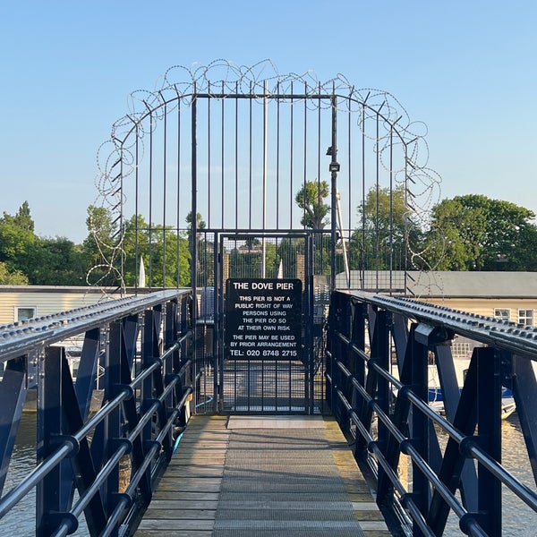 The Dove Pier - Harbor or Marina in Hammersmith Broadway