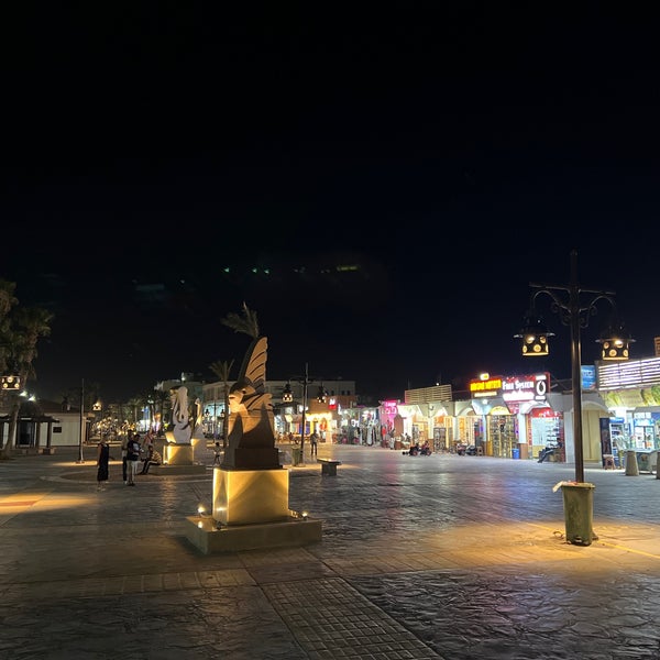 Hurghada Promenade - Pedestrian Plaza
