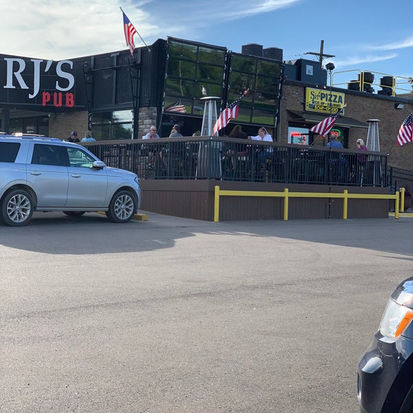 RJ's Pub - Rochester - 12 tips