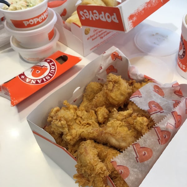 Popeyes Fried Chicken Bucket