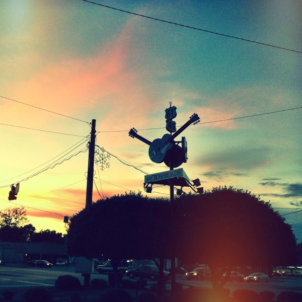 The Crossroads (Hwy 61 & 49) - Intersection in Clarksdale