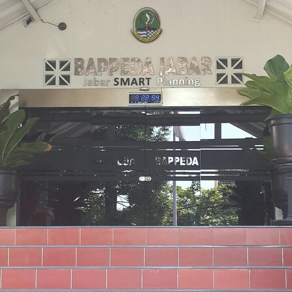 Badan Perencanaan Pembangunan Daerah (BAPPEDA) Provinsi Jawa Barat - 11 ...