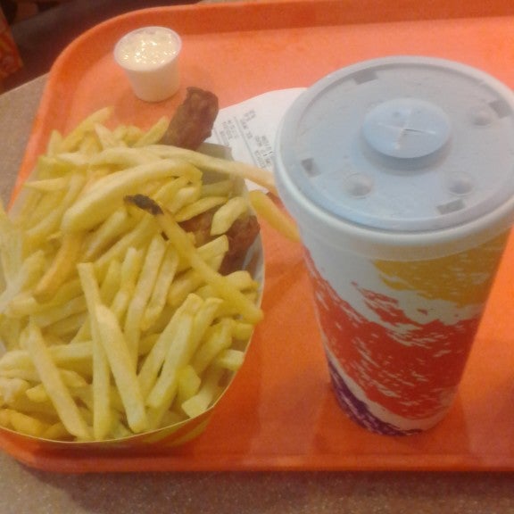 Pollos el Hondureño Choloma - Fried Chicken Joint