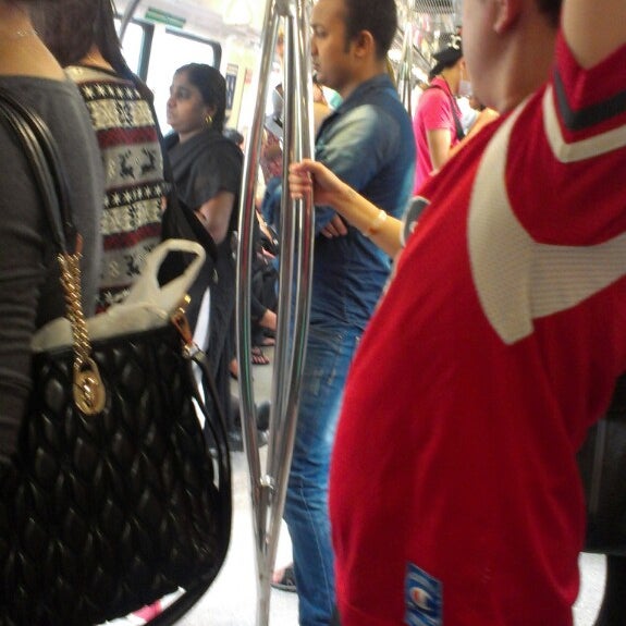 Overhead Bridge @ Yishun Stadium - Yishun - 32 visitors