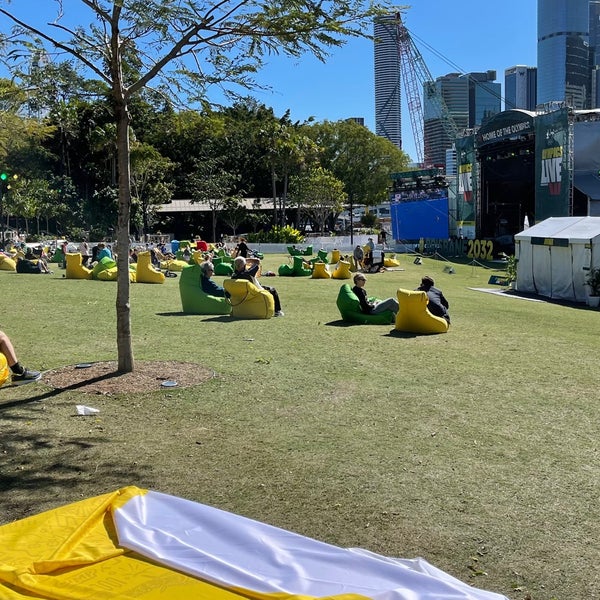 South Bank Piazza - 3 tips from 510 visitors