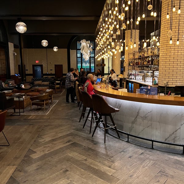 The Apparatus Room - Restaurant in Downtown Detroit