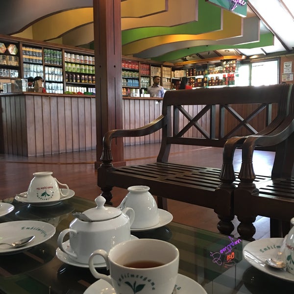 Embilmeegama Tea Factory - Kandy Rd.