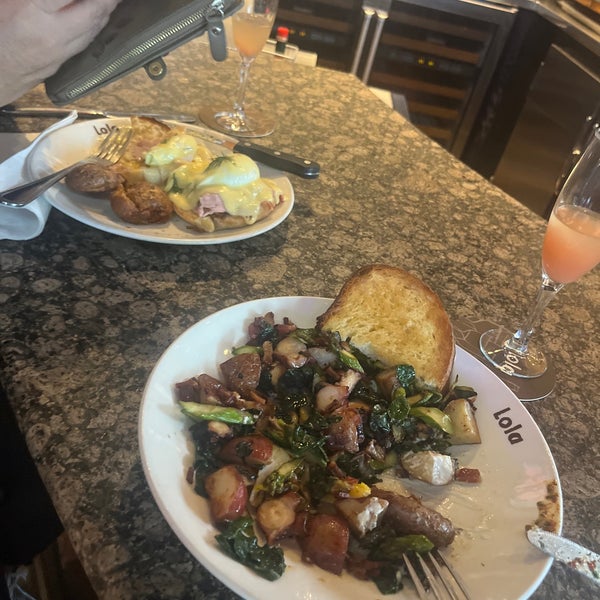 Lola - Belltown - Seattle, WA