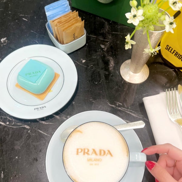 Prada Caffè - Café in London