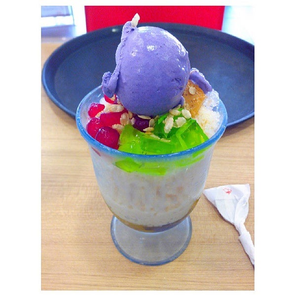 Chowking - Fast Food Restaurant