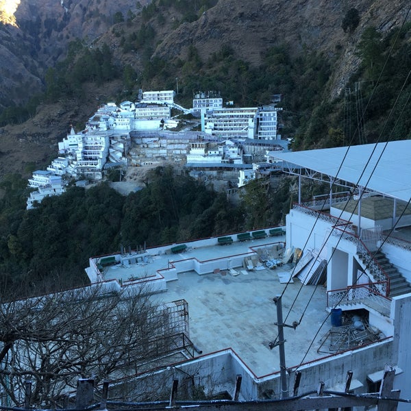 Shri Mata Vaishno Devi Shrine | श्री माता वैष्णो देवी मंदिर - Temple in ...