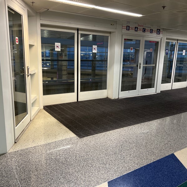 Skylink - Terminal D, Gates D11-D20