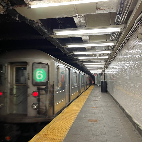 Photos at MTA Subway - 103rd St (6) - East Harlem - 5 tips