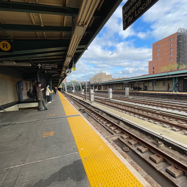 Photos at MTA Subway - 4th Ave/9th St (F/G/R) - Metro Station in Gowanus