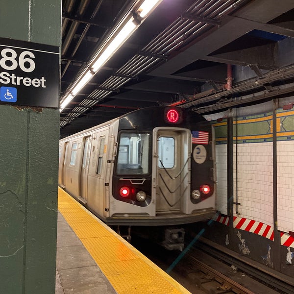 MTA Subway - 86th St (R) - Bay Ridge - 6 tips from 820 visitors