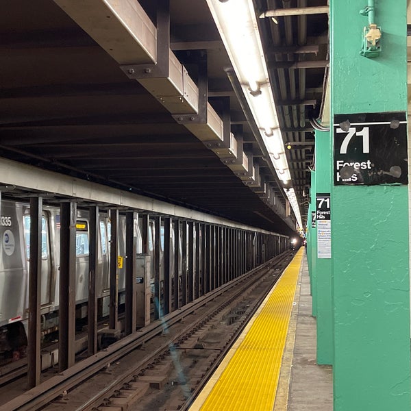 Photos at MTA Subway - Forest Hills/71st Ave (E/F/M/R) - 16 tips from ...