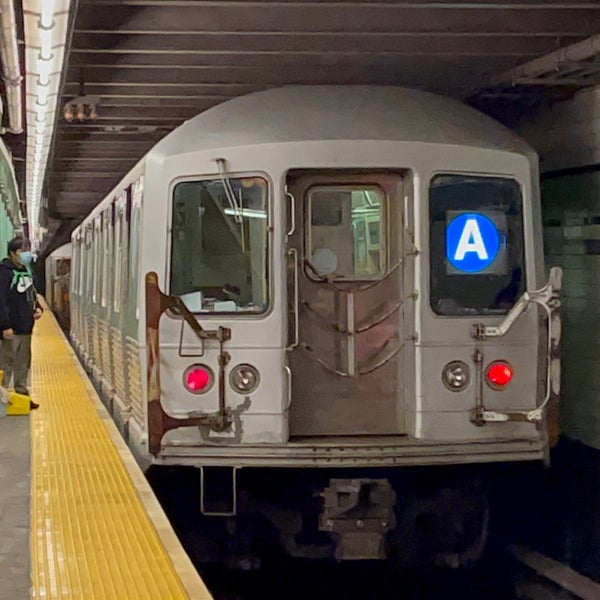 Photos at MTA Subway - Forest Hills/71st Ave (E/F/M/R) - 16 tips from ...