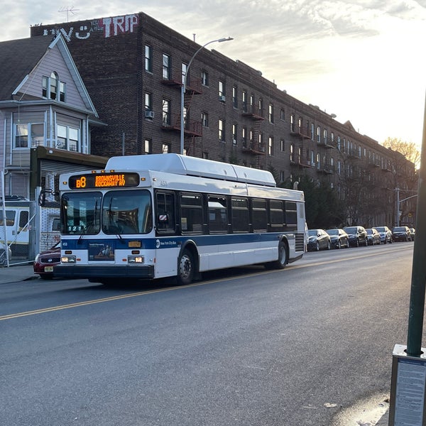 MTA B8 (18th Ave/Coney Island Ave) - Kensington - Brooklyn, NY